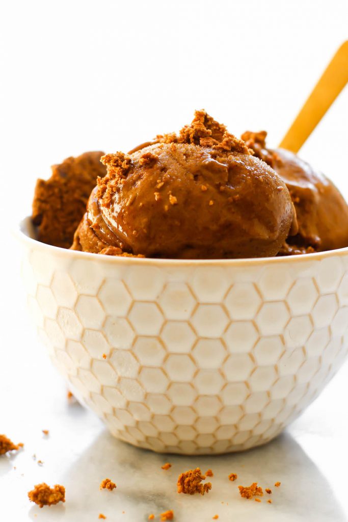 Gingerbread Nice Cream {With Vegan & GF Cookie Crumbles!}