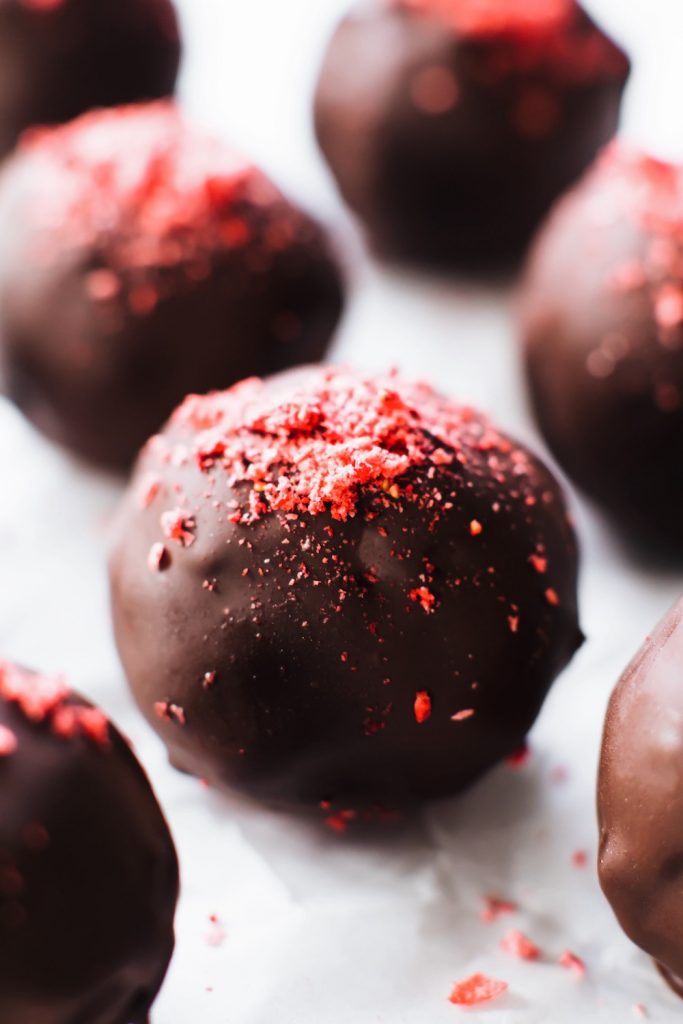 Chocolate Covered Strawberry Truffles | Vegan, Paleo, Easy