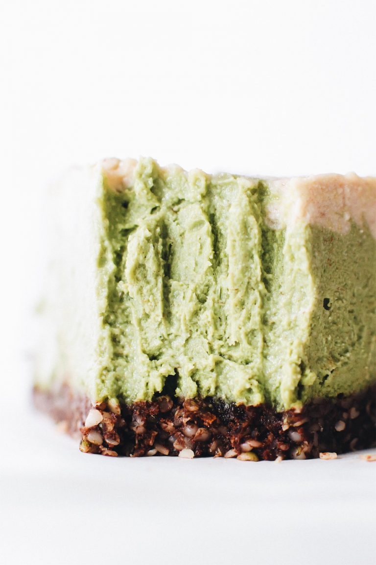 No-Bake Matcha Cheesecake (Vegan) | Feasting on Fruit
