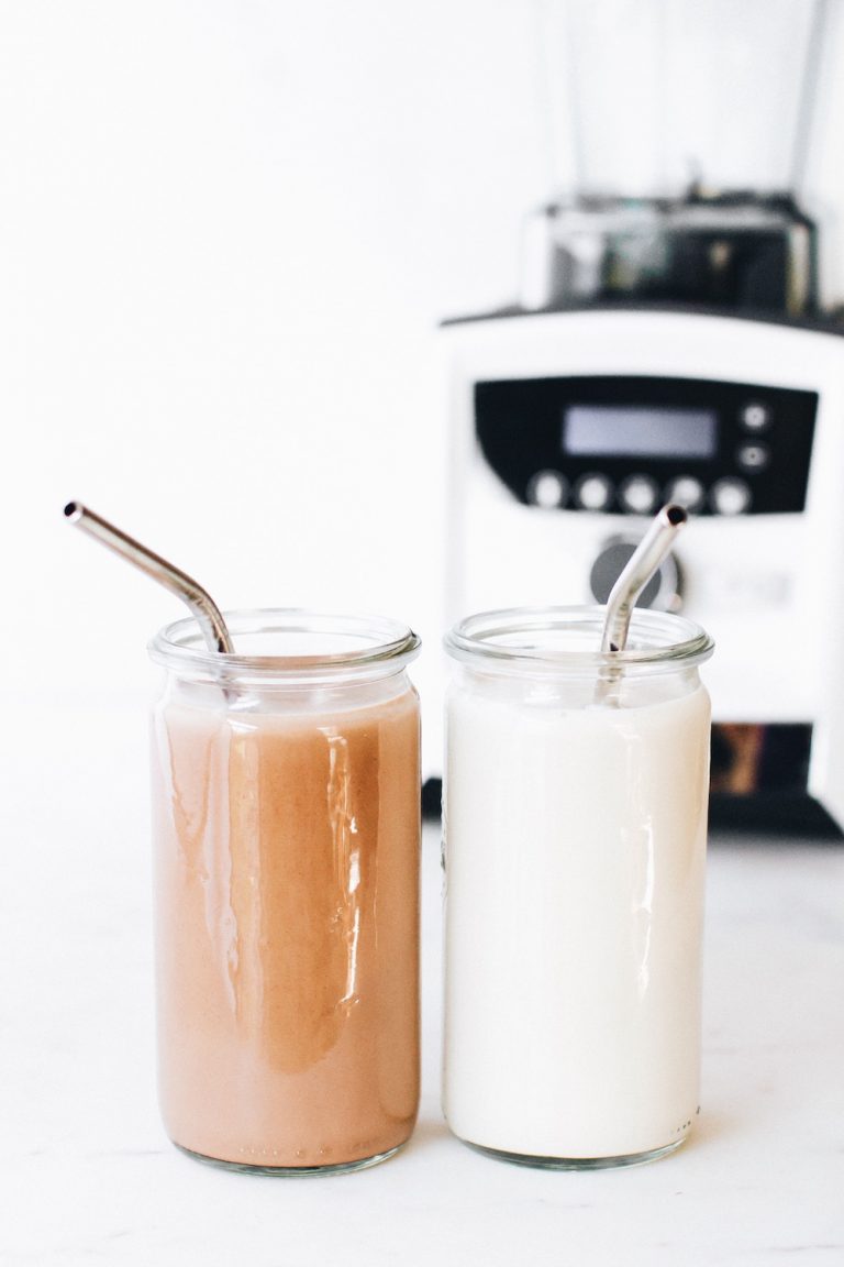 Homemade Almond Milk + Almond Pulp Granola | Feasting on Fruit
