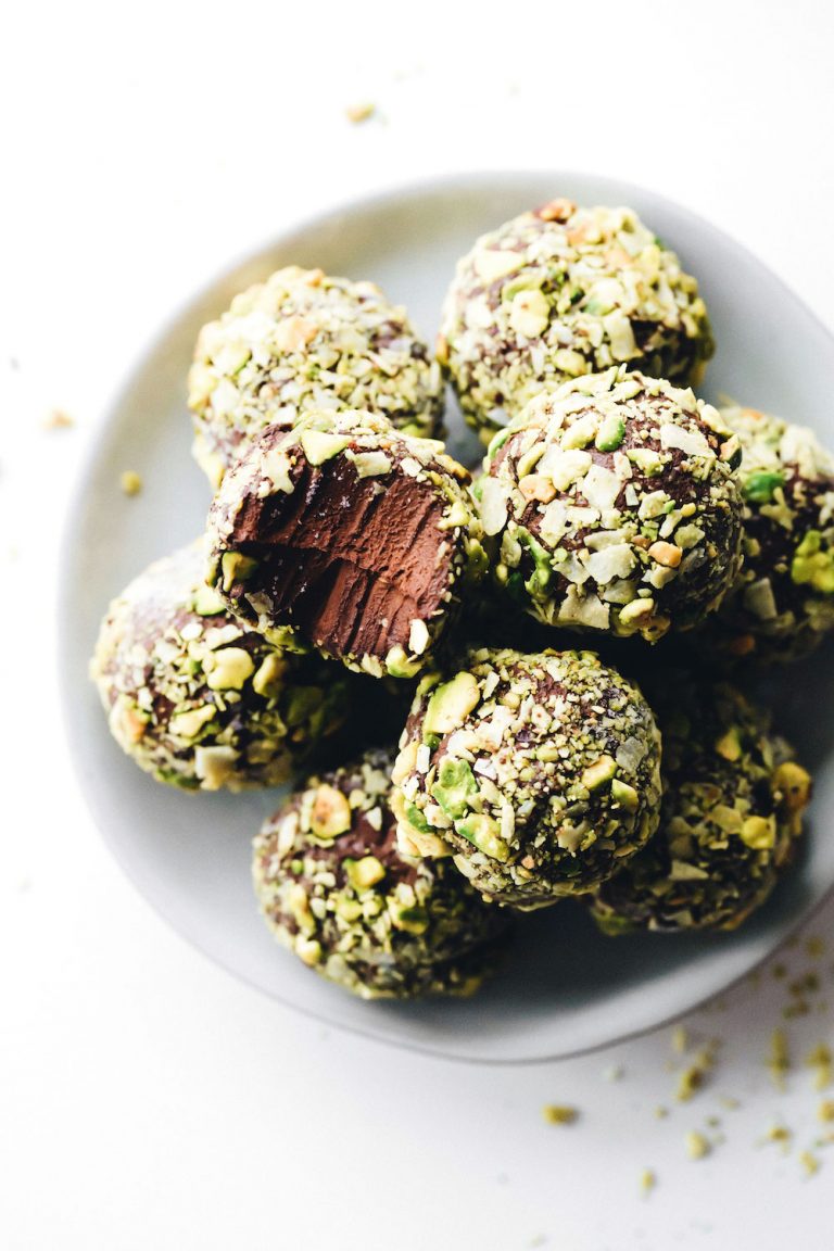 Chocolate Avocado Pudding Truffles | Feasting on Fruit
