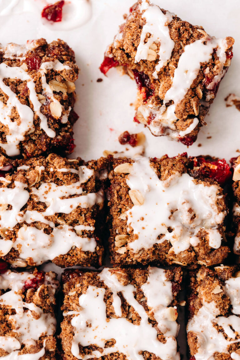 Cranberry Gingerbread Crumb Bars (vegan + gf) | Feasting on Fruit