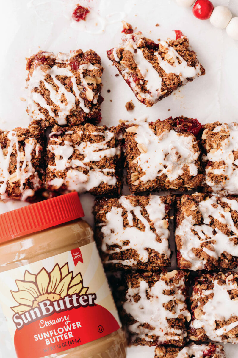 Cranberry Gingerbread Crumb Bars (vegan + gf) | Feasting on Fruit