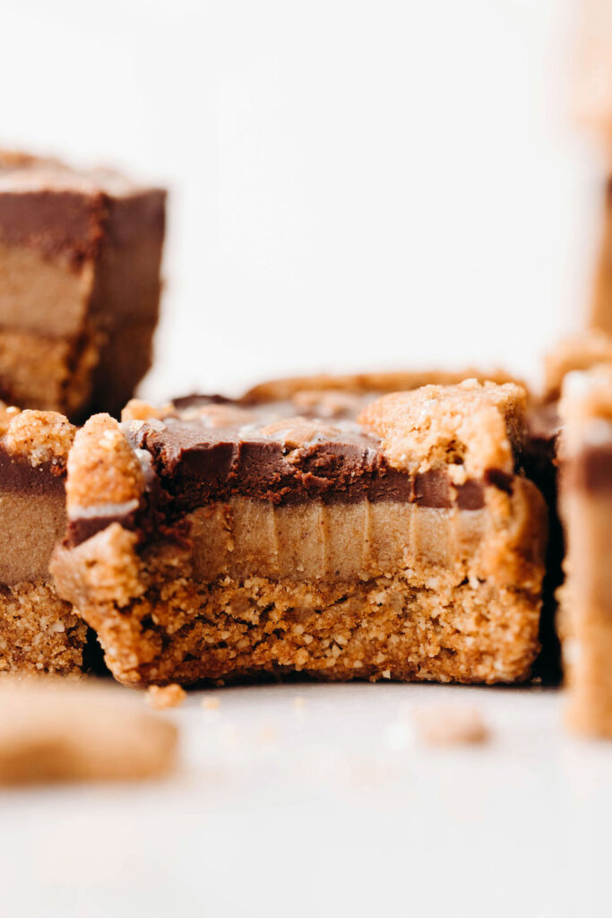Gingerbread Caramel Slice (vegan + gluten-free) | Feasting on Fruit