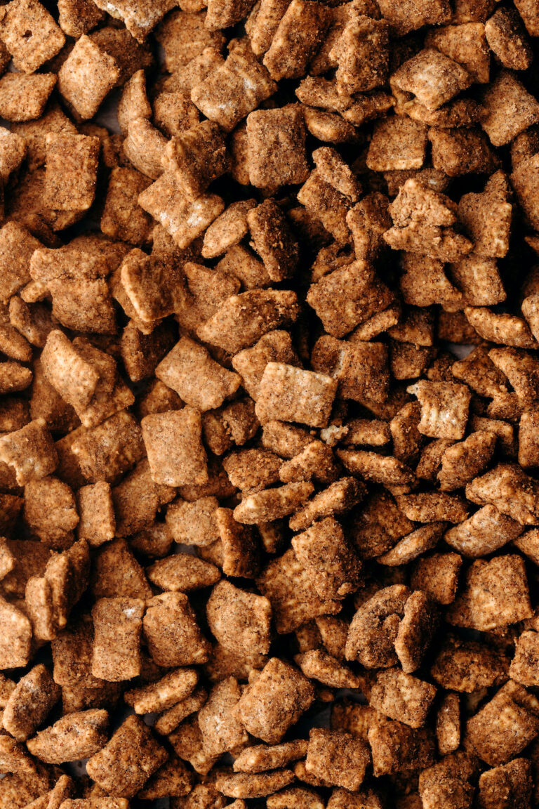 Chai Snickerdoodle Puppy Chow (vegan + nut-free) | Feasting on Fruit