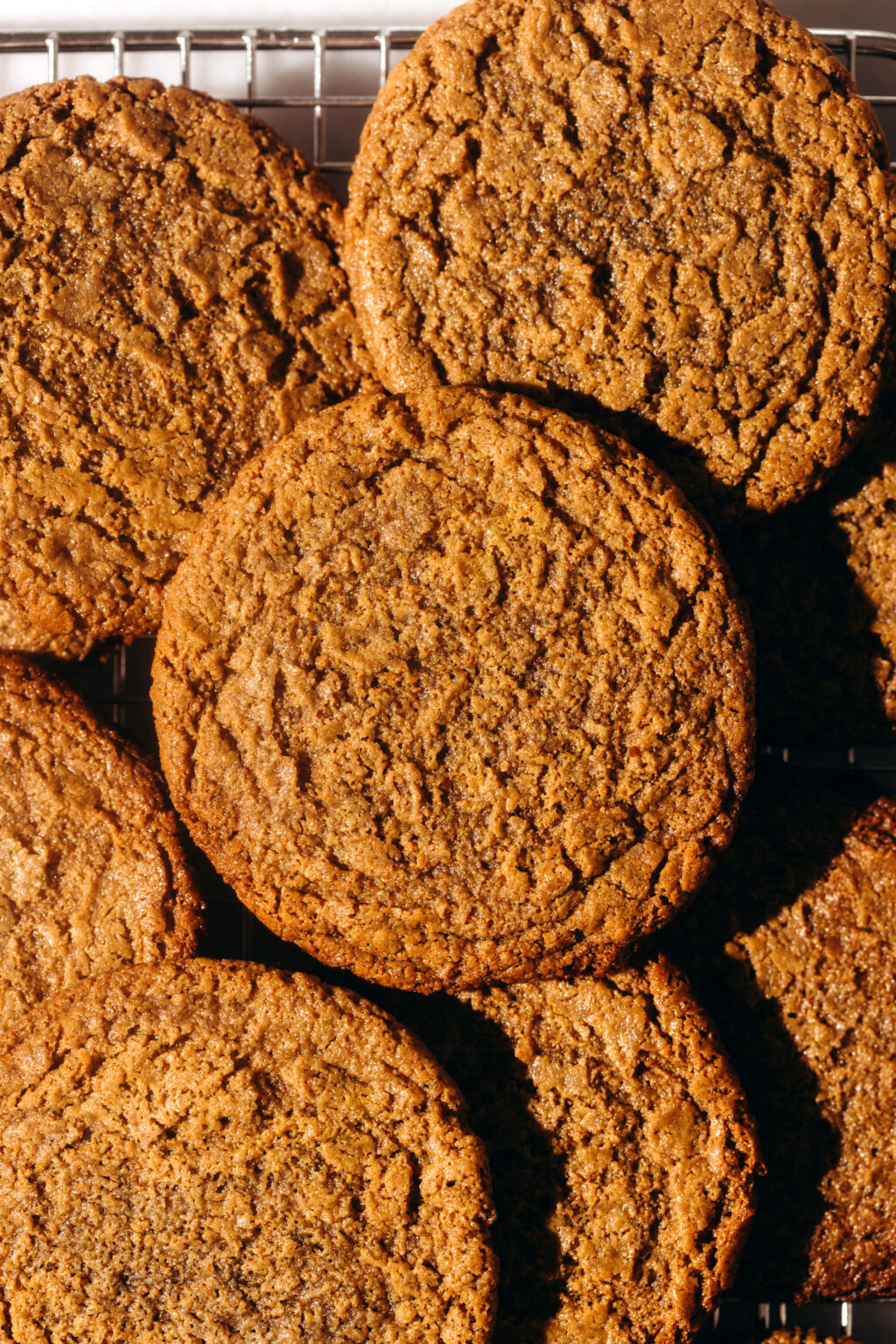 5 Ingredient Crispy Flourless Cookies (vegan + gluten-free) | Feasting ...