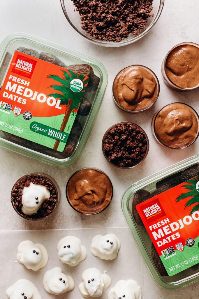 Haunted Halloween Pudding Cups (dairy-free) | Feasting on Fruit