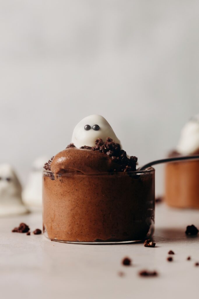 Haunted Halloween Pudding Cups (dairy-free) | Feasting on Fruit