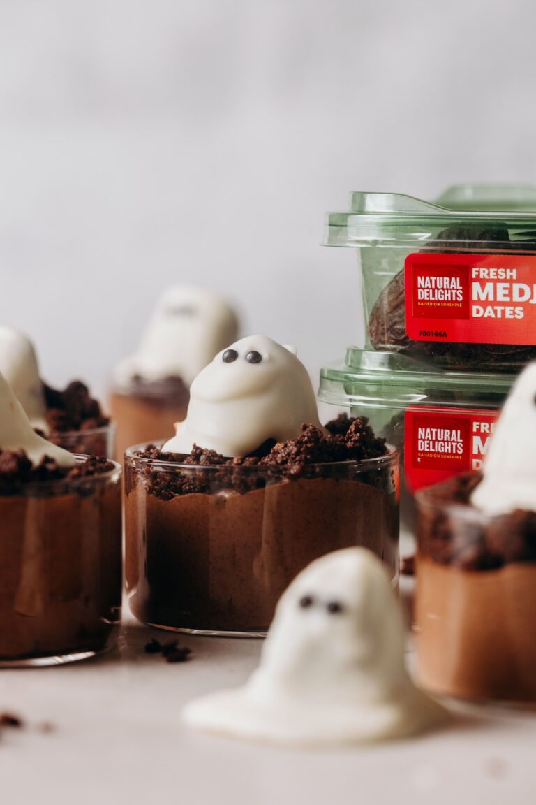 Haunted Halloween Pudding Cups (dairy-free) | Feasting on Fruit