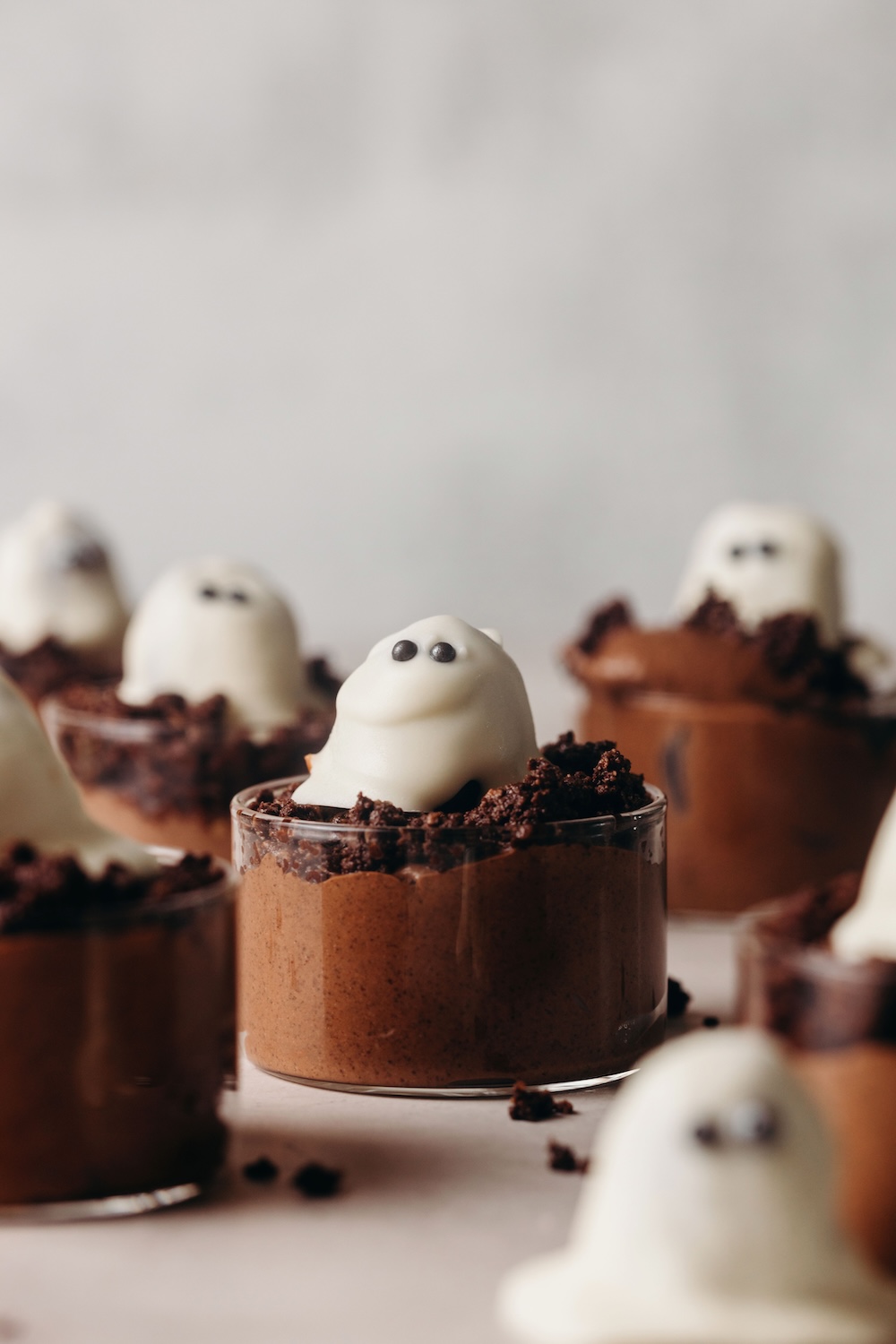 Haunted Halloween Pudding Cups (dairy-free) | Feasting on Fruit