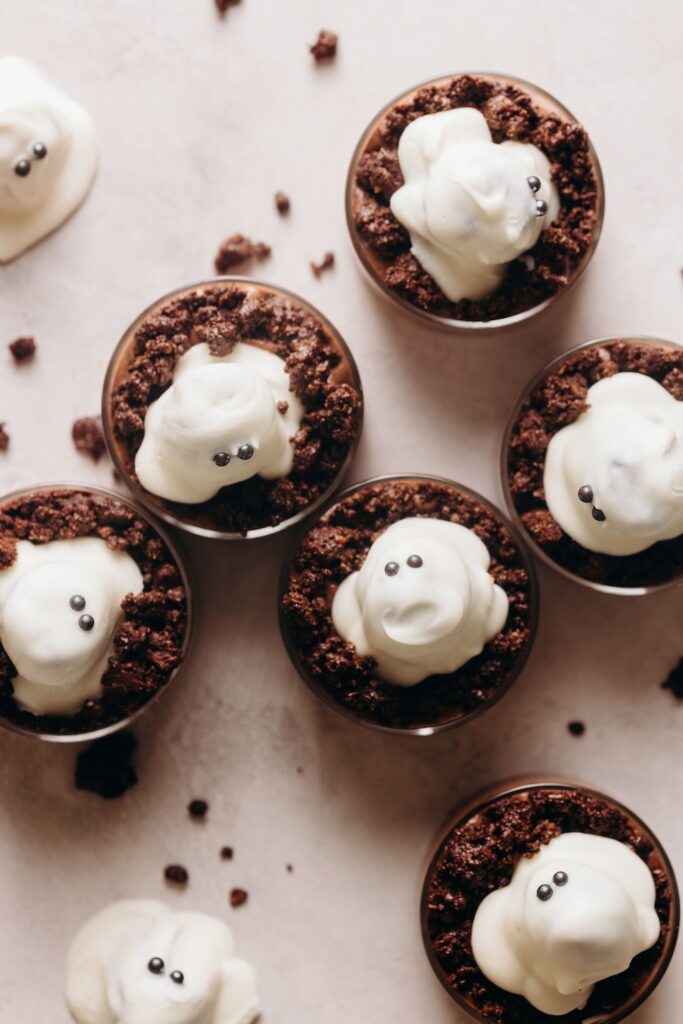 Haunted Halloween Pudding Cups (dairy-free) | Feasting on Fruit