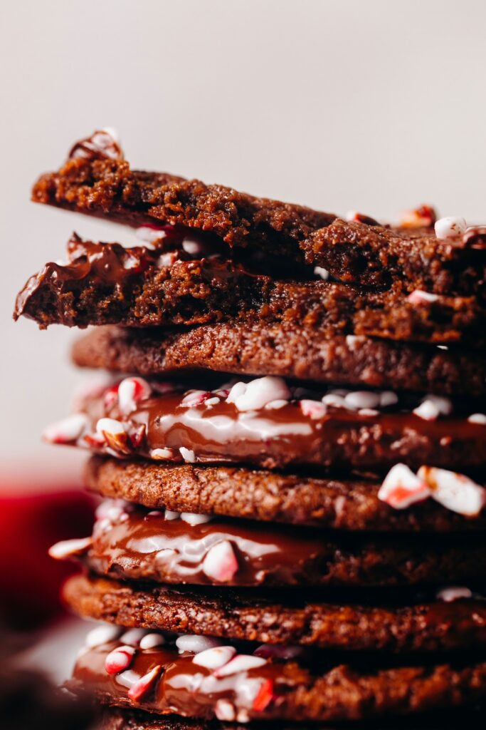 Crispy Chocolate Peppermint Cookies (gluten-free) | Feasting on Fruit